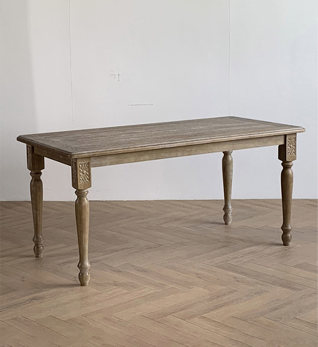 One Allium Way® American Country-style Antique Distressed Carved Dining ...