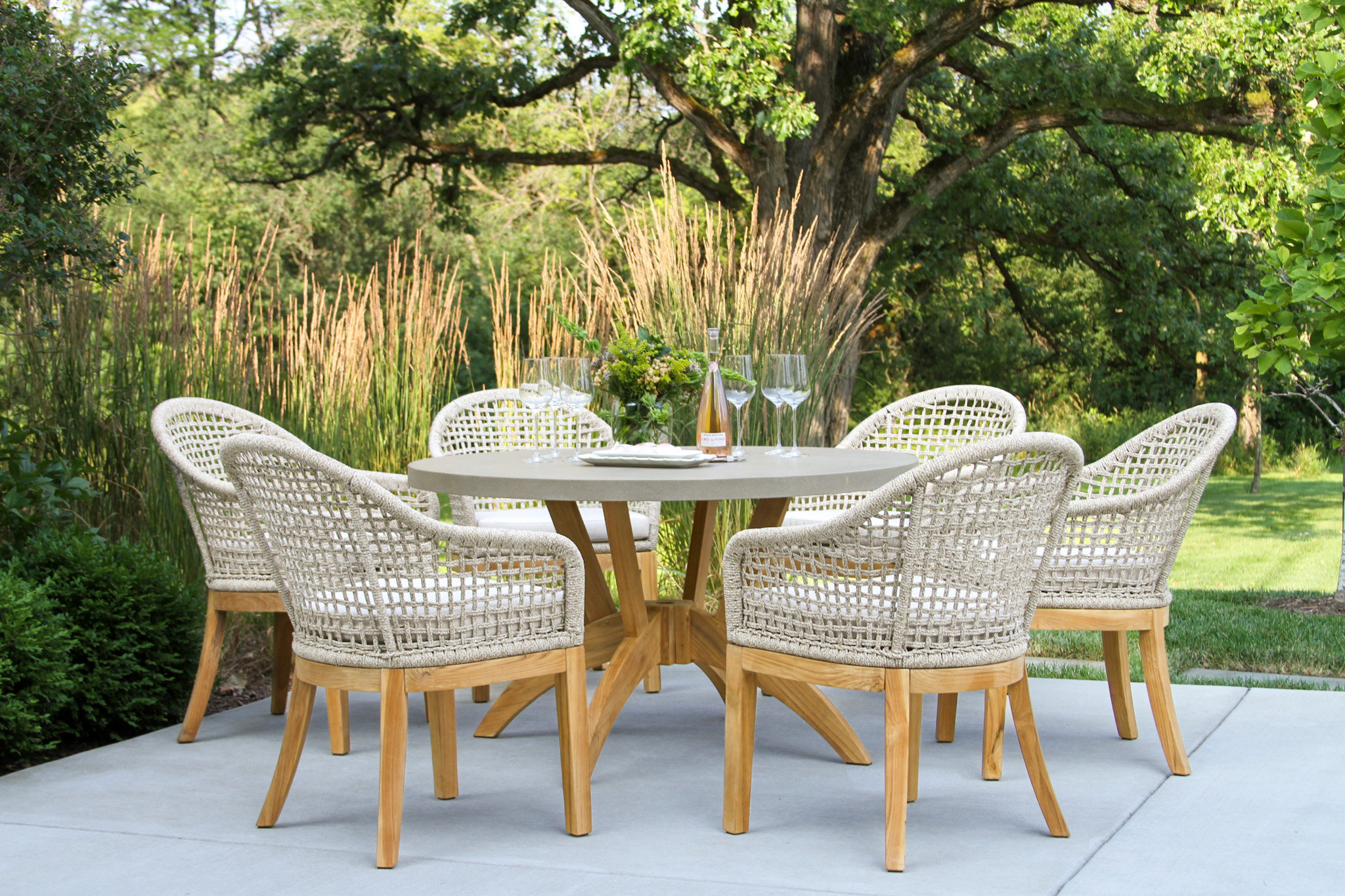 Birch Lane Akiva 6 Person Round Outdoor Dining Set with Cushions Reviews Wayfair Canada