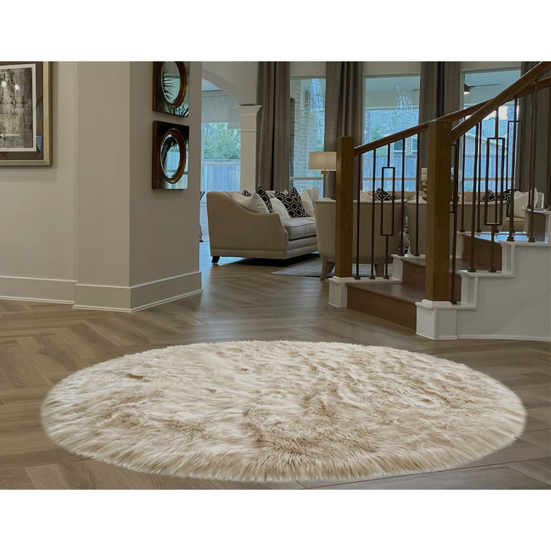 Everly Quinn Mar Vista Solid Color Machine Woven Faux Sheepskin Area ...