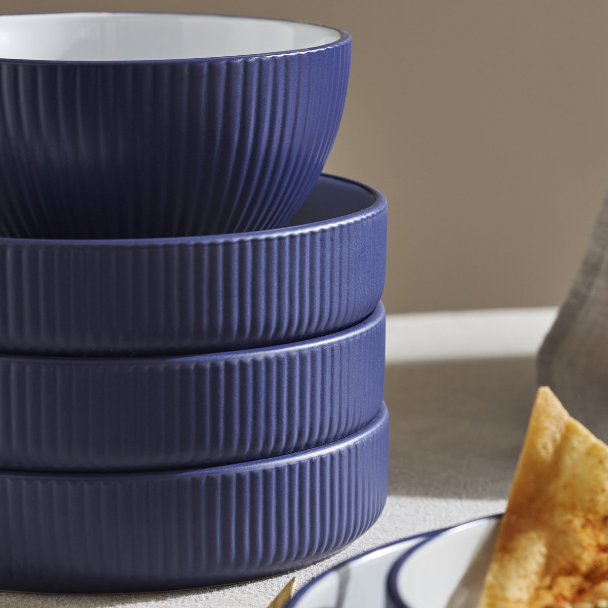 Christian Siriano Larosso 12-Piece Dinnerware Set with Dinner Bowls and ...