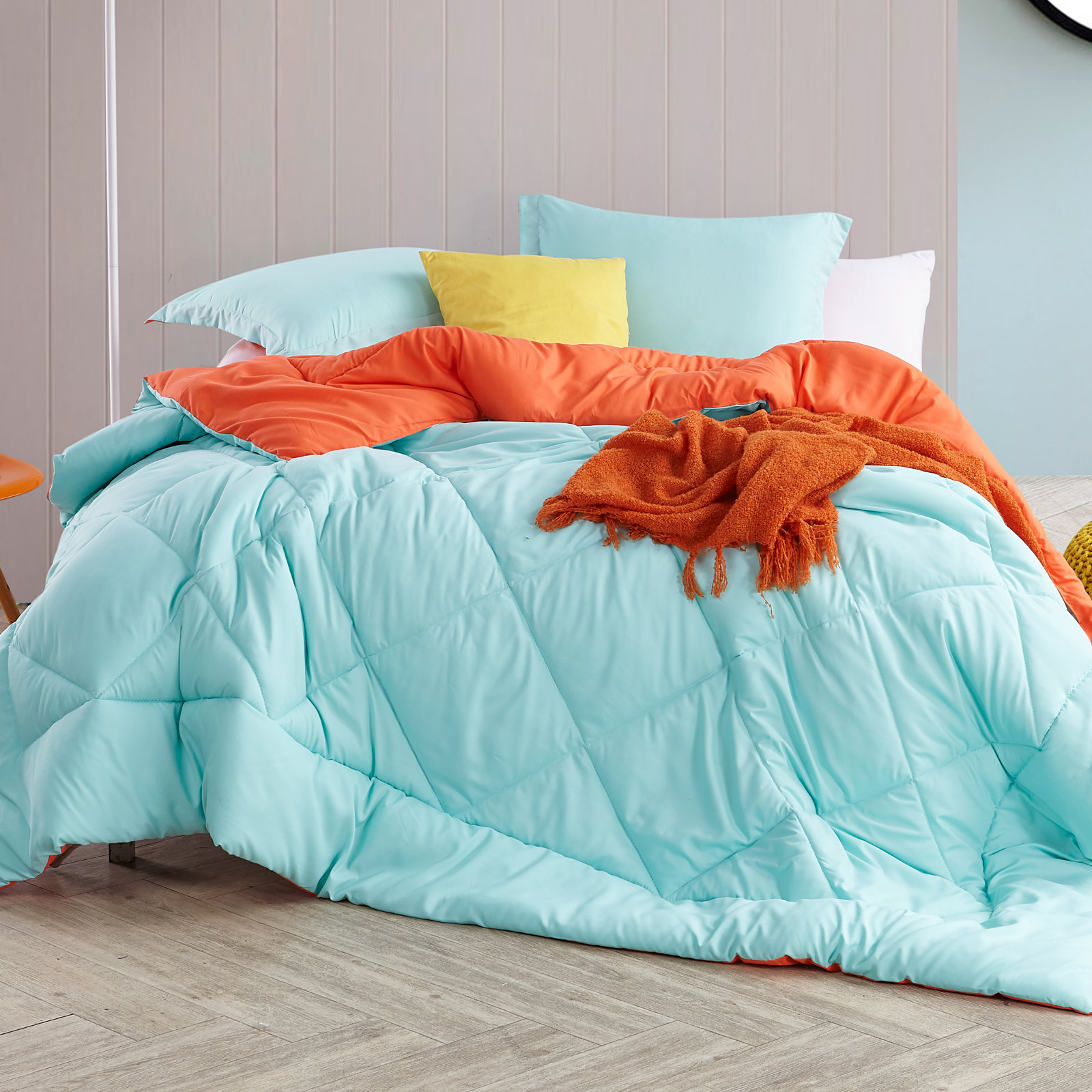 Byourbed Colorful Reversible Twin XL Comforter & Reviews | Wayfair
