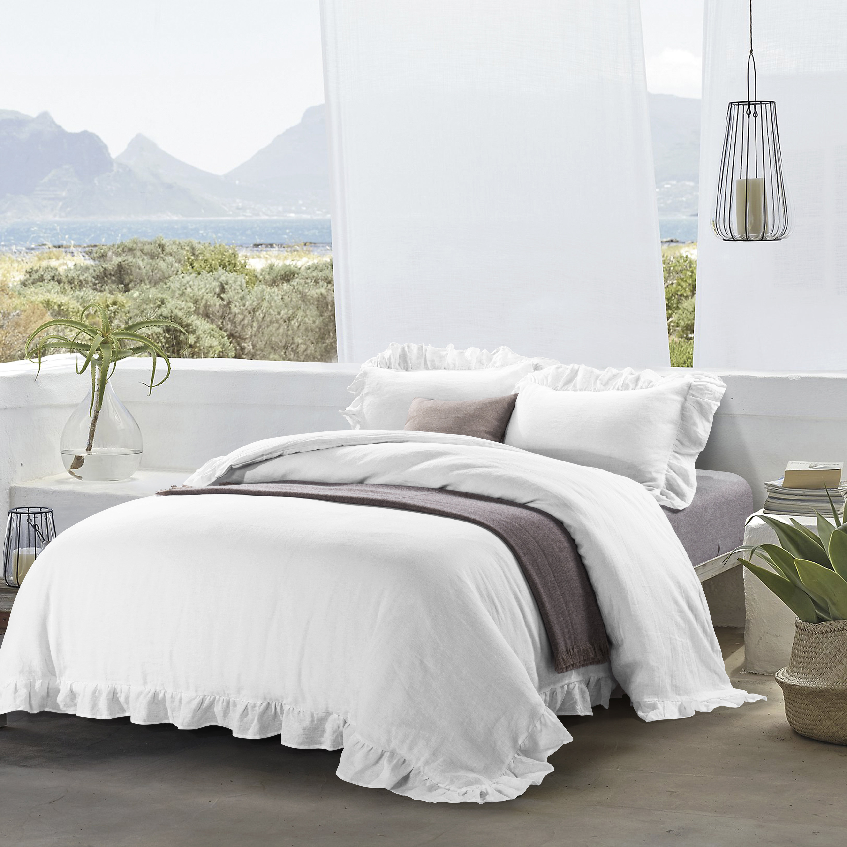 MeadowPark Meadow Park Stone Washed Pure Linen Ruffled Duvet Cover Set ...