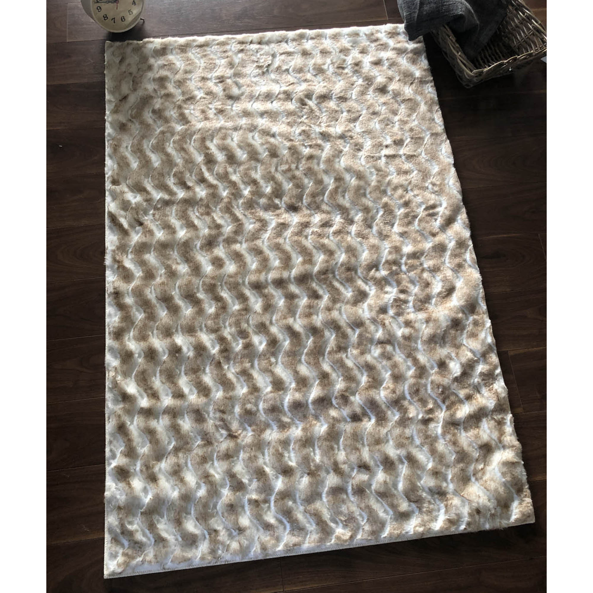 East Urban Home Rectangle Boscobel Chevron Machine Made Flatweave ...