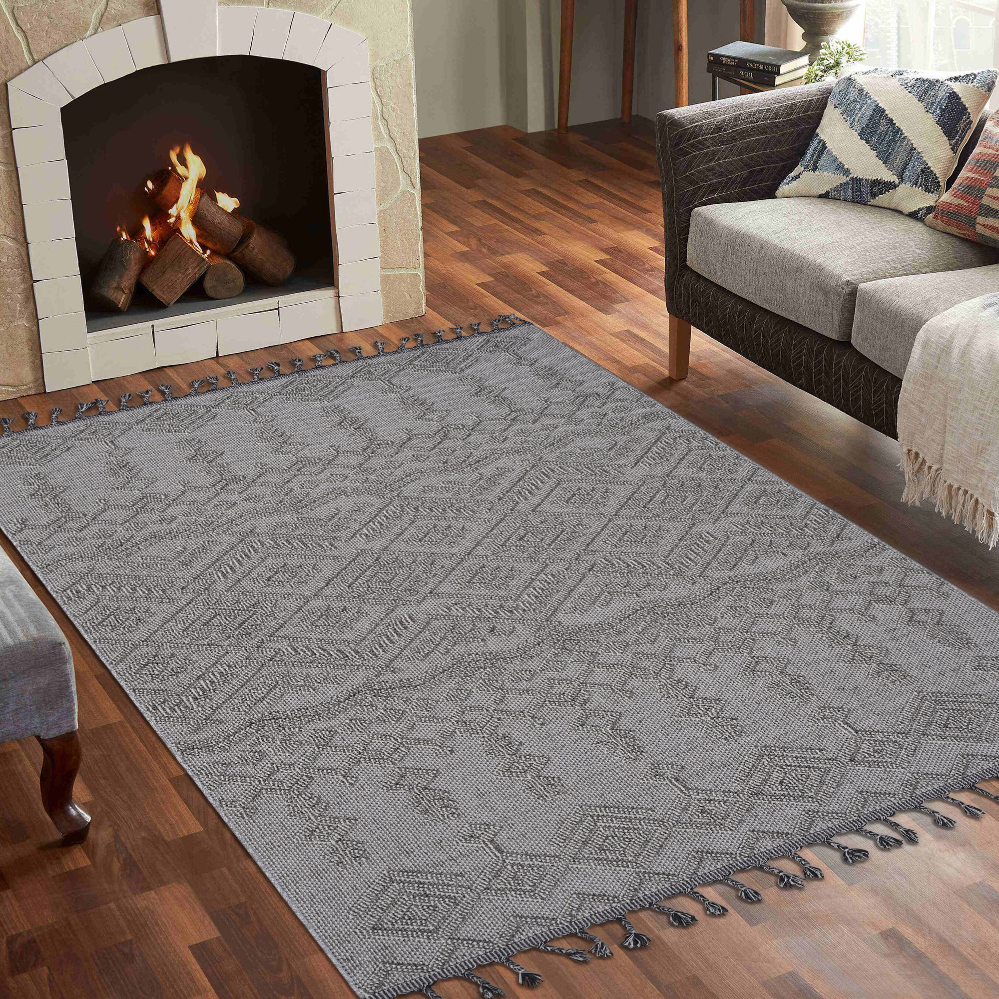 Union Rustic Naar Guros Area Rugs, White/White/Traditional Accent Power ...