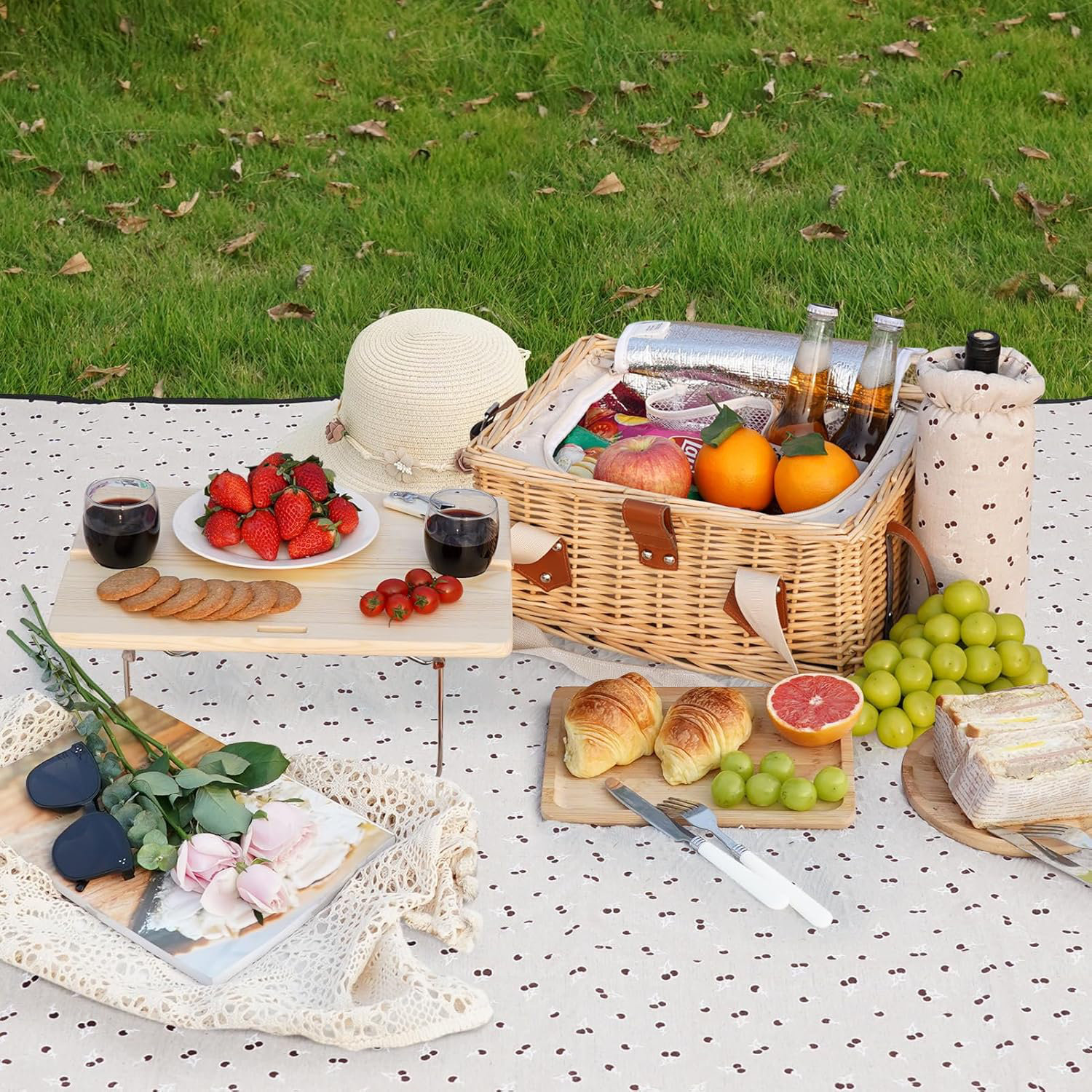 STIDOLA Picnic Basket for 2, Handmade Wicker Picnic Set with Folding ...