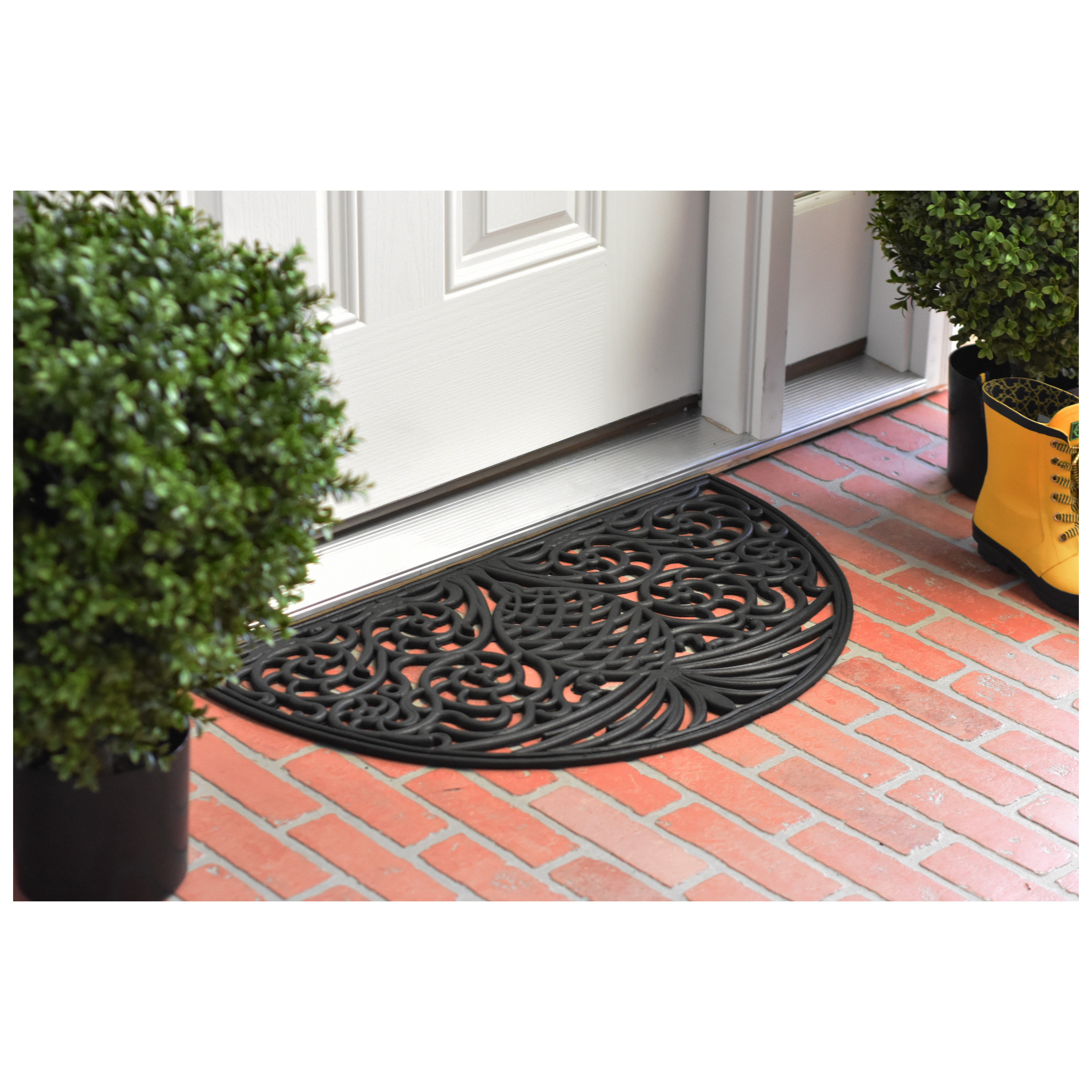 Lark Manor™ Arani Pineapple 30 in. x 18 in. Non-Slip Outdoor Door Mat ...