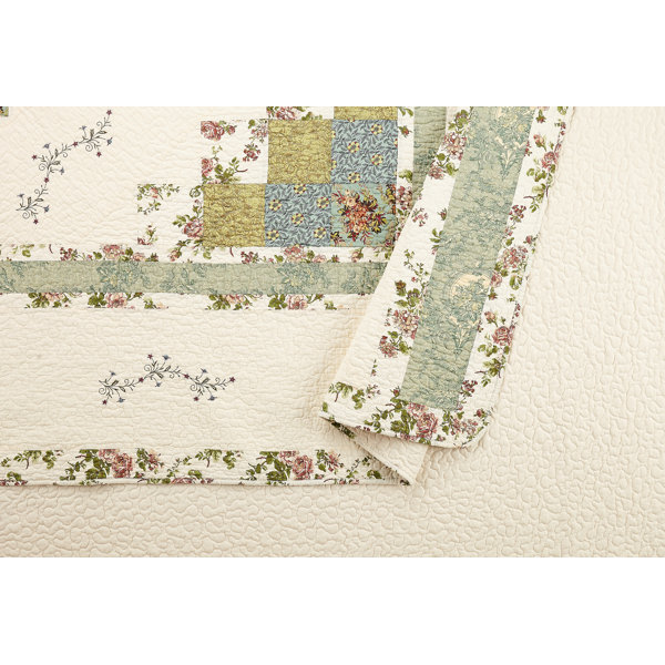 Modern Heirloom Olivia Embroidered Patchwork Single Bedspread/Coverlet ...