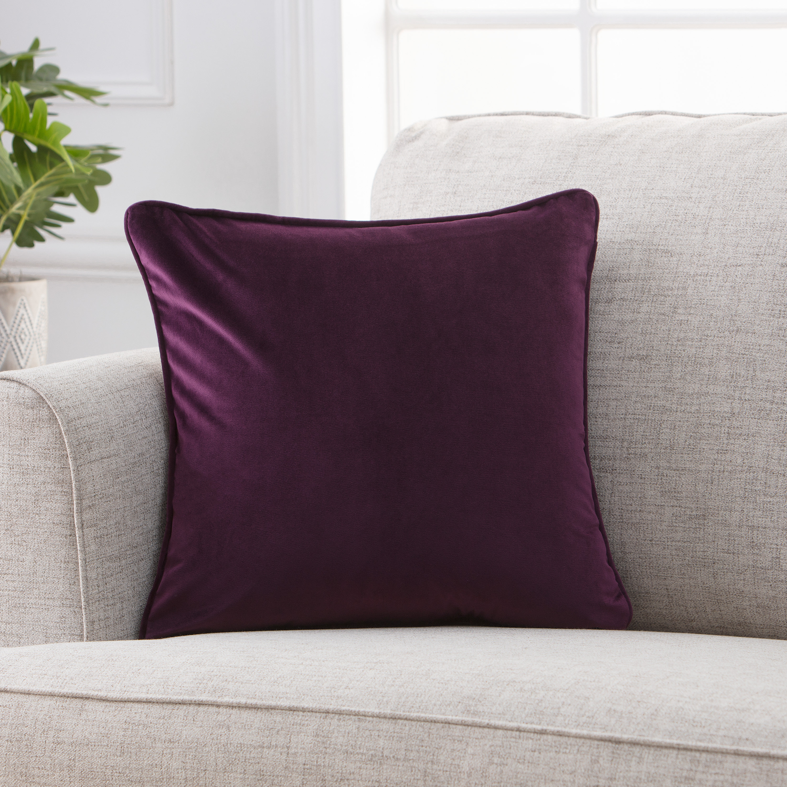 Chanasya Holland Velvet Solid Color Velvet Decorative Throw Pillow ...