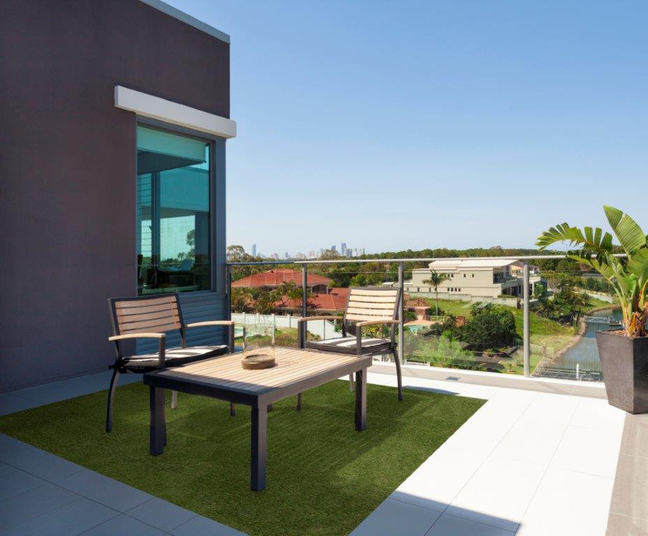 Primrue Cain Country Club Artificial Turf Rug - 3.28 ft x 9.84 ft (32. ...