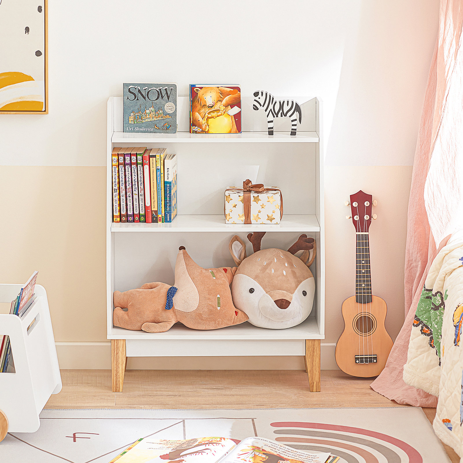 Isabelle & Max™ Aleyza Kids Toddler Book Display Small Bookcase ...