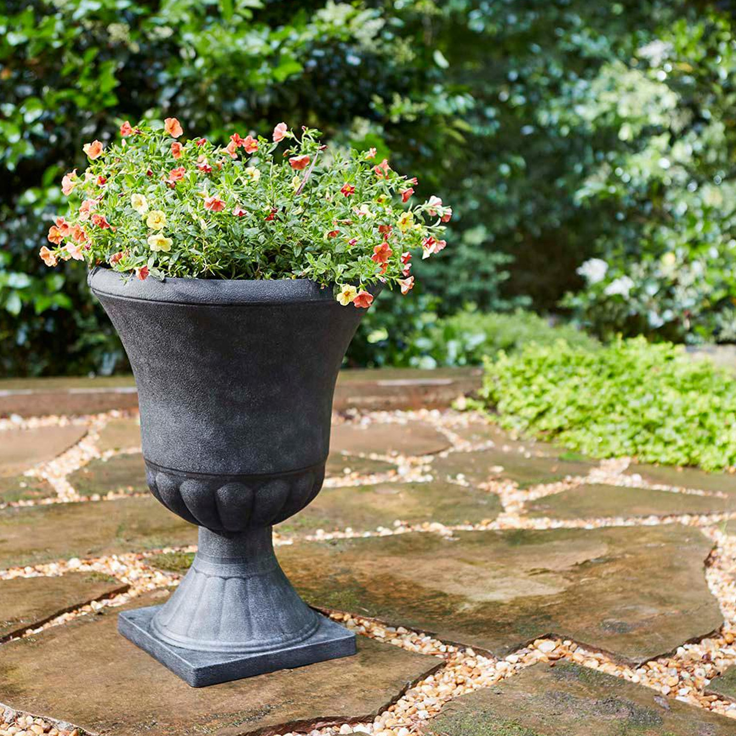Southern Patio 2-Pieces Resin Pot Planter Set & Reviews | Wayfair