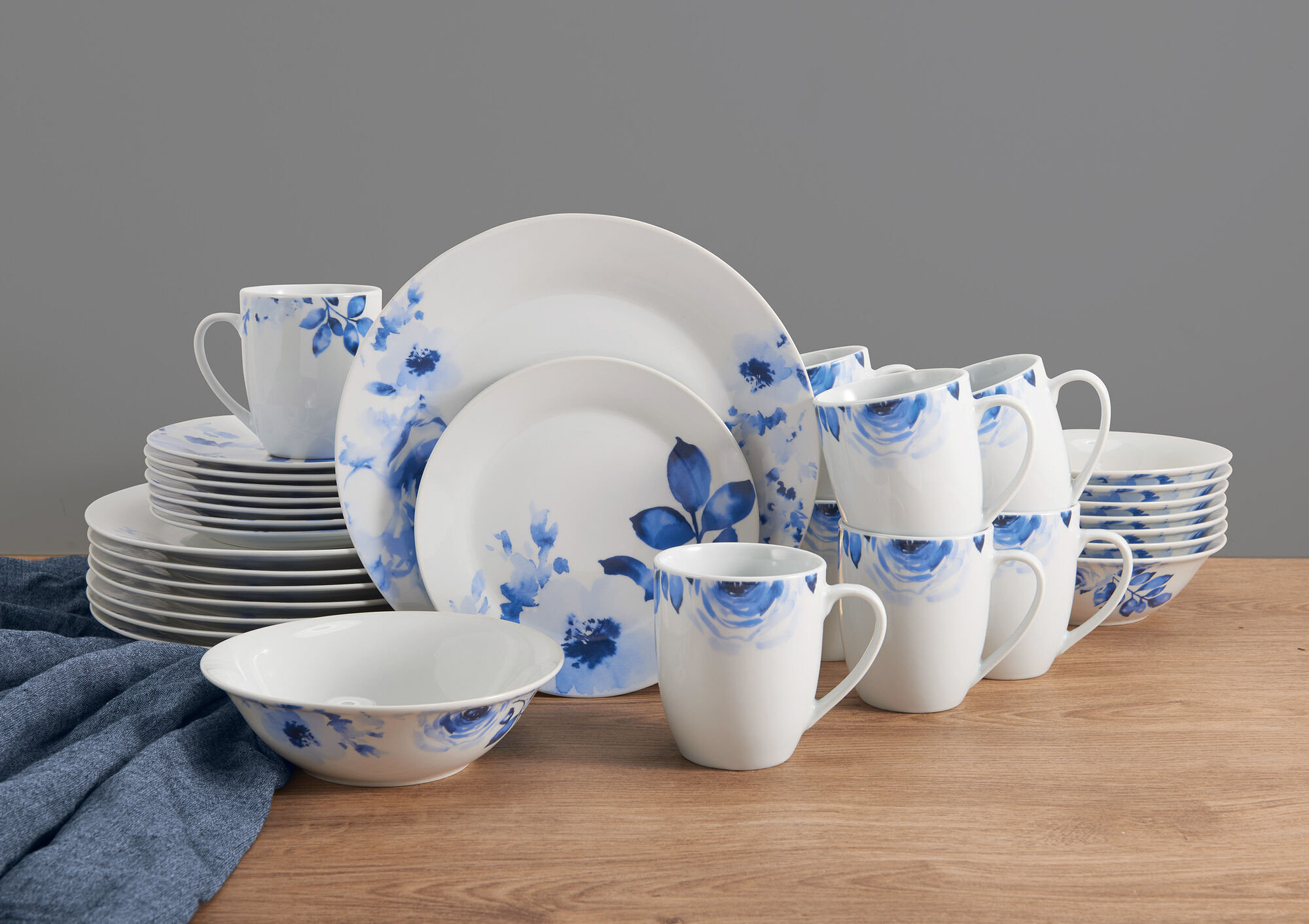 Fitz and Floyd Bloom 32-Piece Porcelain Dinnerware Set, Service for 8 ...