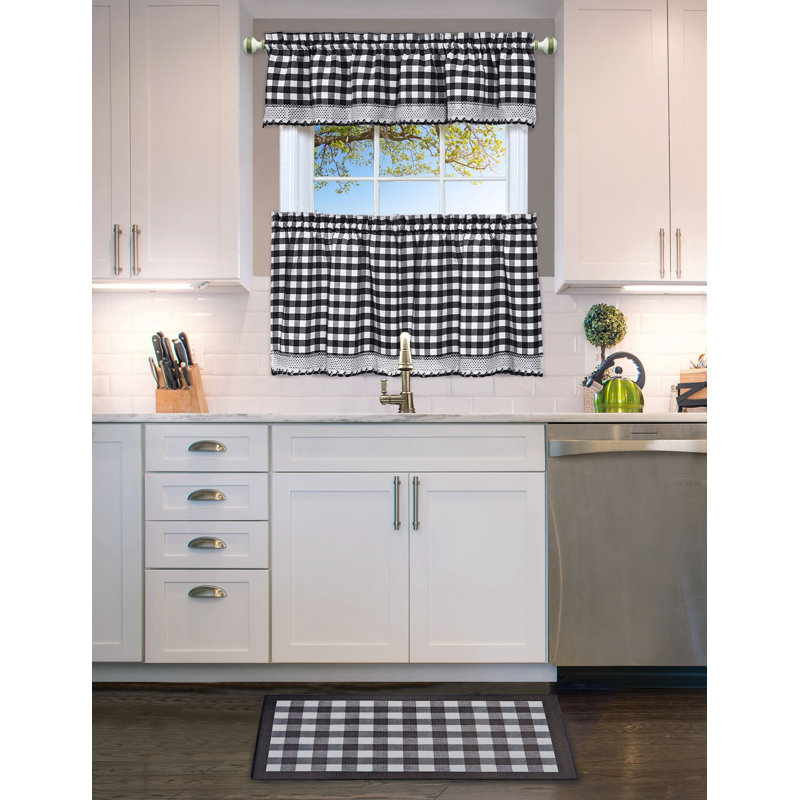 Gracie Oaks Putterman Buffalo Check Anti-Fatigue Mat | Wayfair