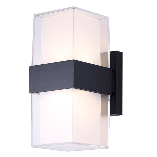 Canarm AXL. LOL676BK LED Integrated Outdoor Lantern Light, Black Finish ...