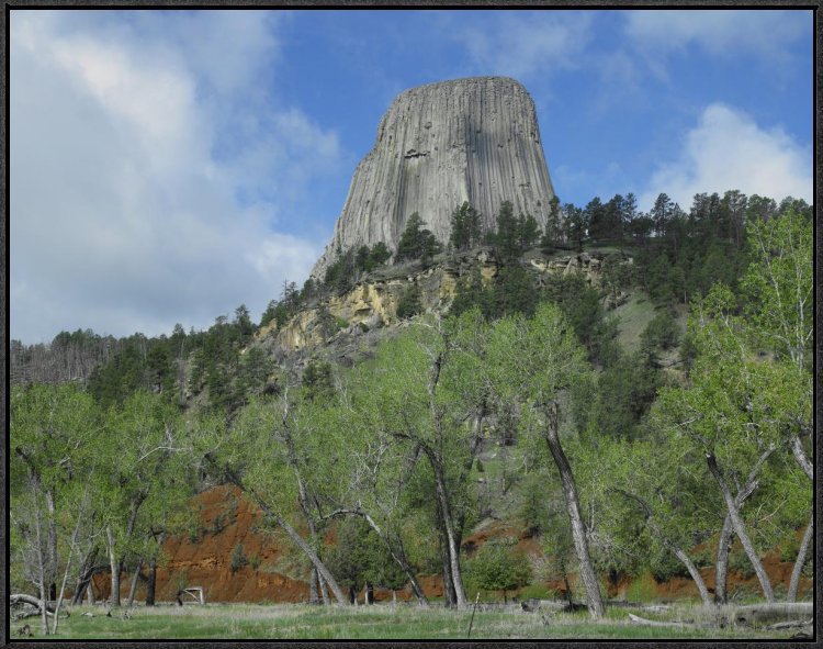 East Urban Home Devil's Tower National Monument Showing Famous Basalt ...