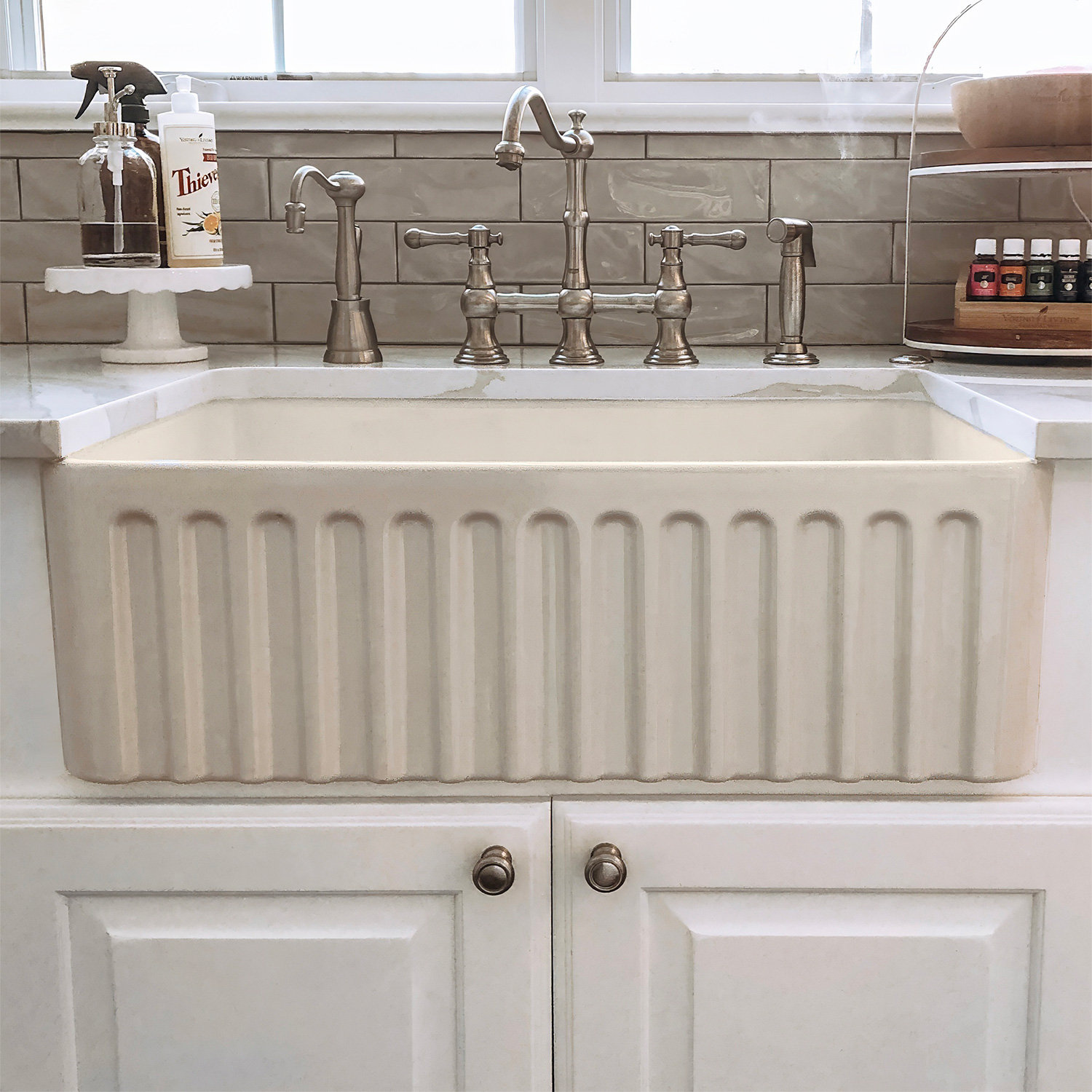 Whitehaus Collection 30” Single Bowl Fireclay Kitchen Sink: Reversible ...