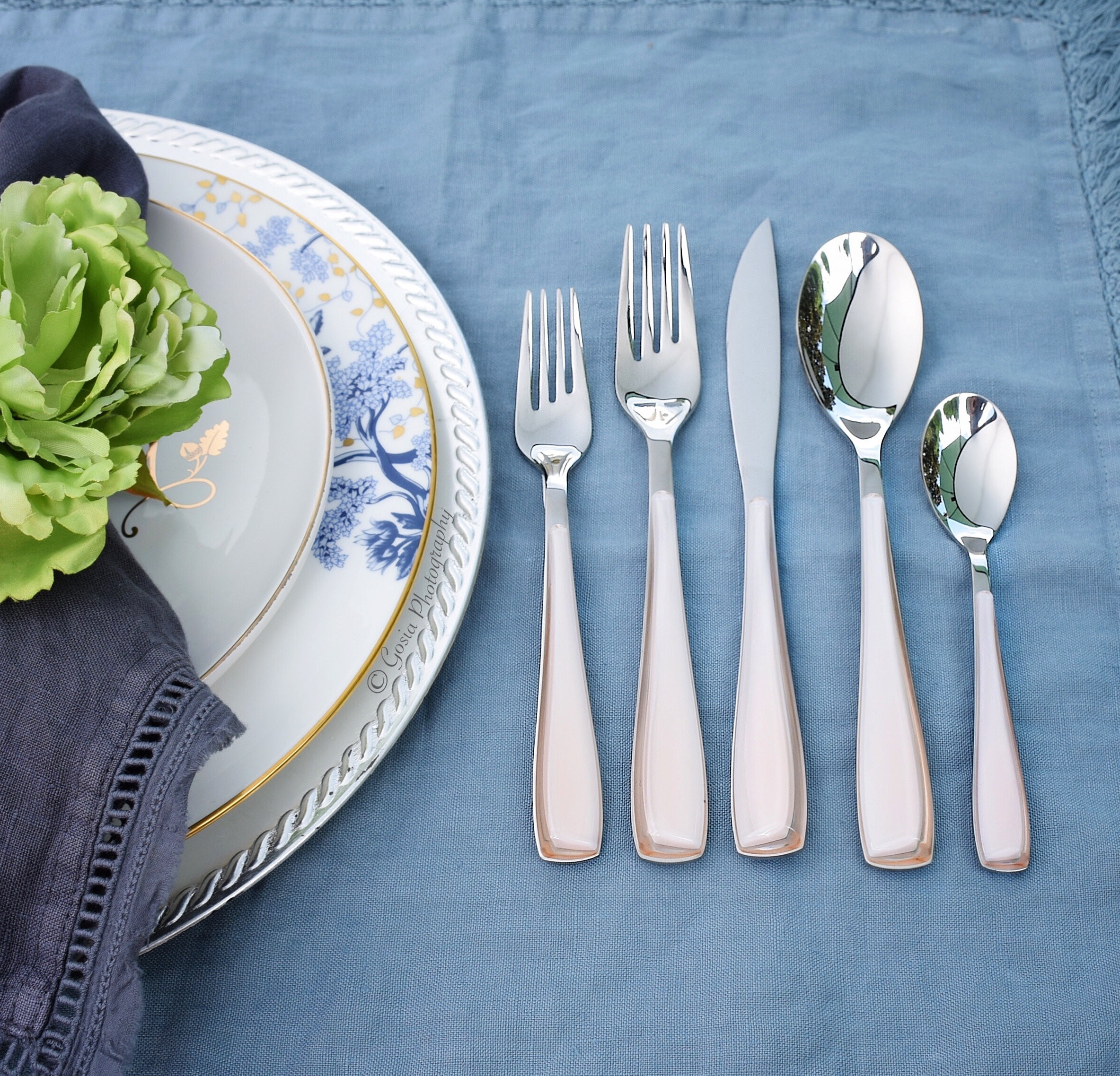 Bugatti Italy Essenza 5 Piece 18/10 Stainless Steel Flatware Set ...