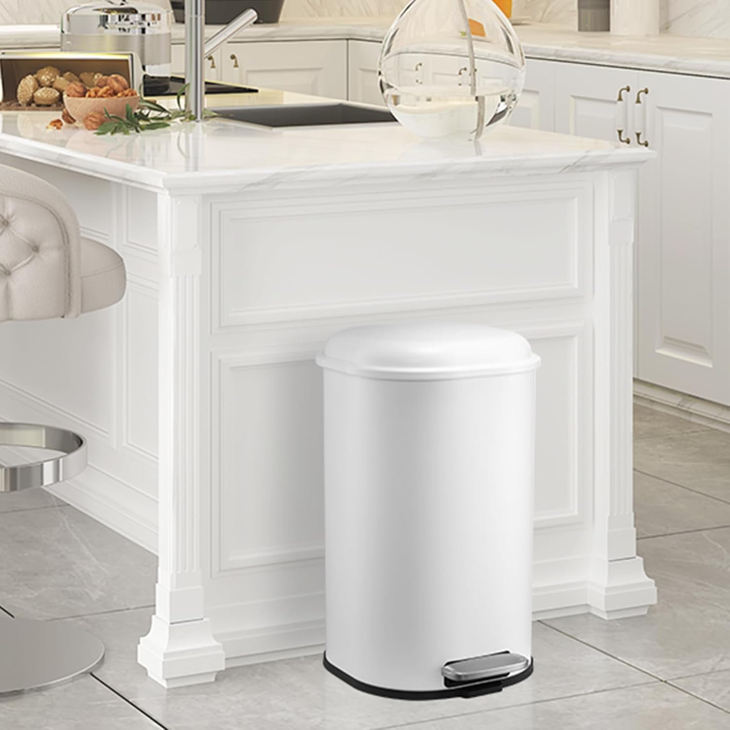 Homhougo Bathroom Trash Can with Lid, 8 Gallon Small White Garbage Can ...