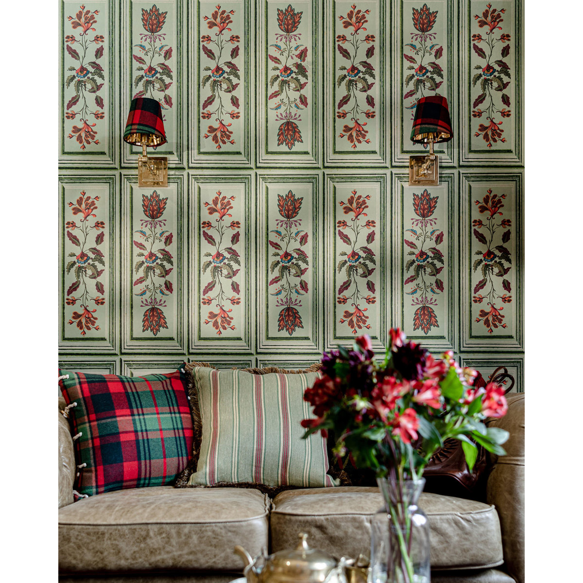 MINDTHEGAP Tyrol Apres-Ski Home Tyrolean Panel 9.84' L x 61.42" W ...