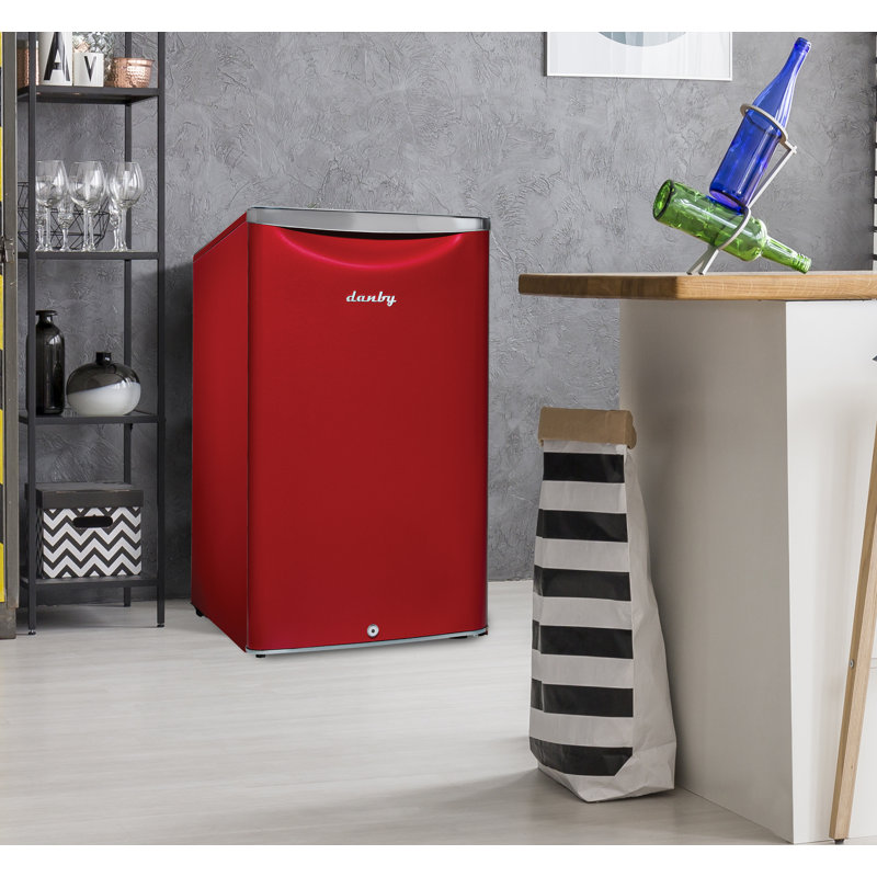 Danby Classic Retro 4.4 Cubic Feet Freestanding Mini Fridge & Reviews ...