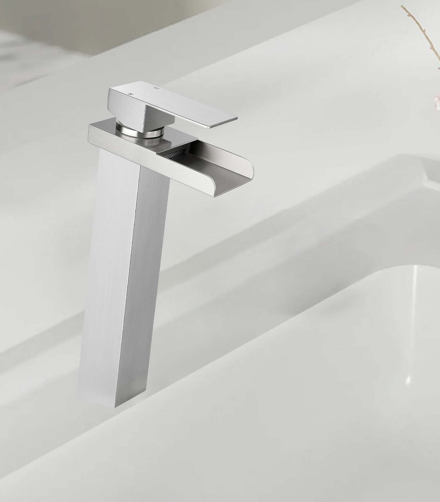 XINGRUISI Stainless Steel Waterfall Bathroom Faucet (3-Hole Fit) With ...