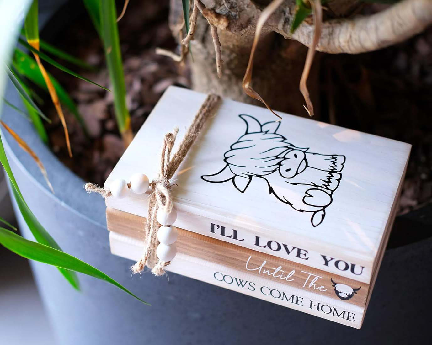 Gracie Oaks Farmhouse Wooden Decor Book Stack Rustic Faux Book Stacks ...