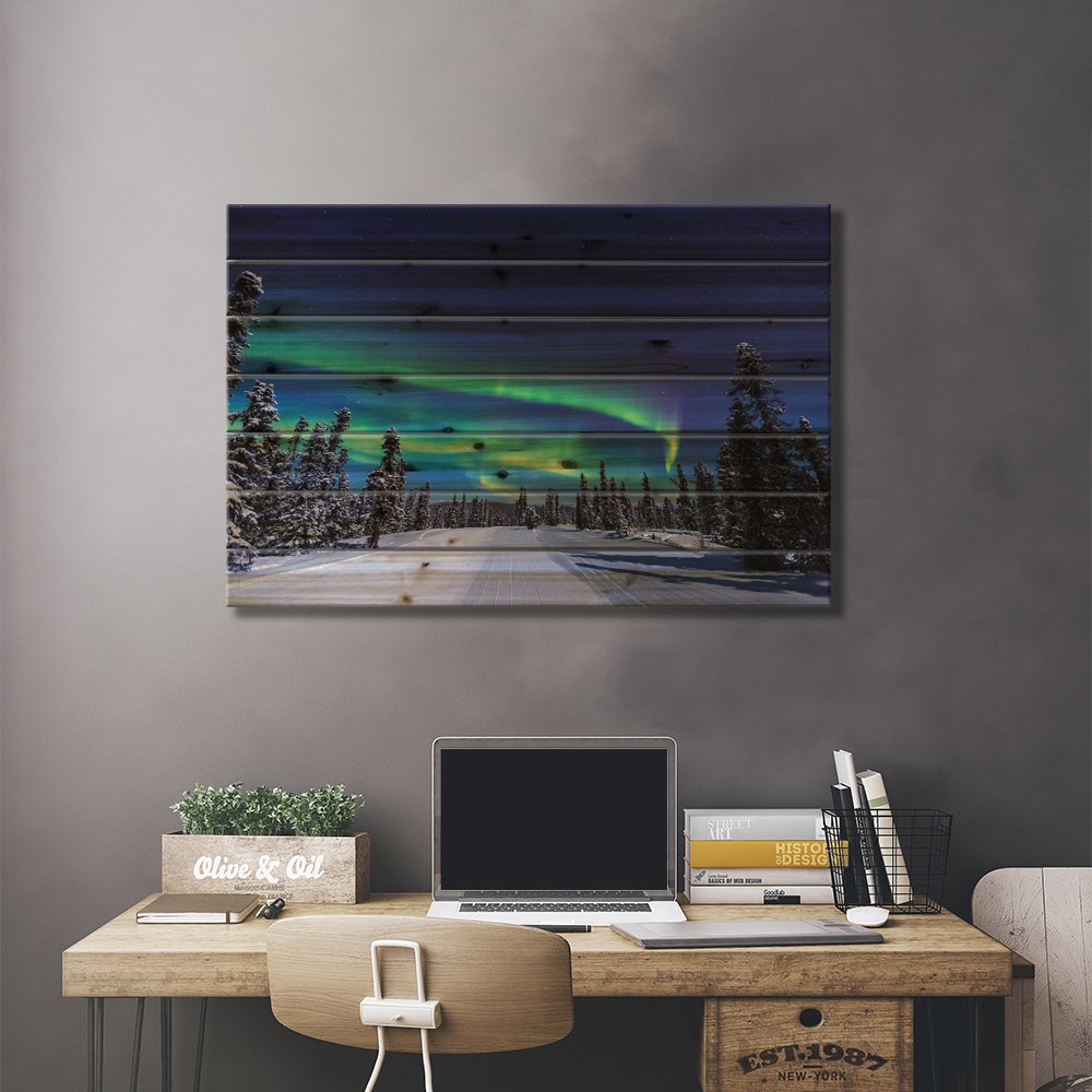 Millwood Pines Aurora borealis, Northern Lights near Fairbanks, Alaska ...