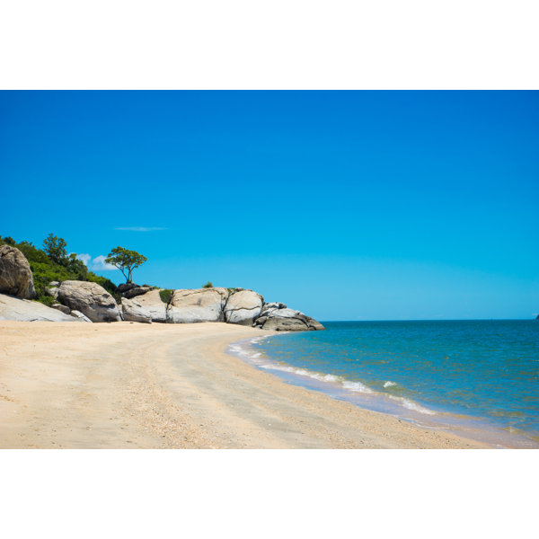 Highland Dunes Hua Hin Beach On Canvas by Vladimir_Timofeev Print ...