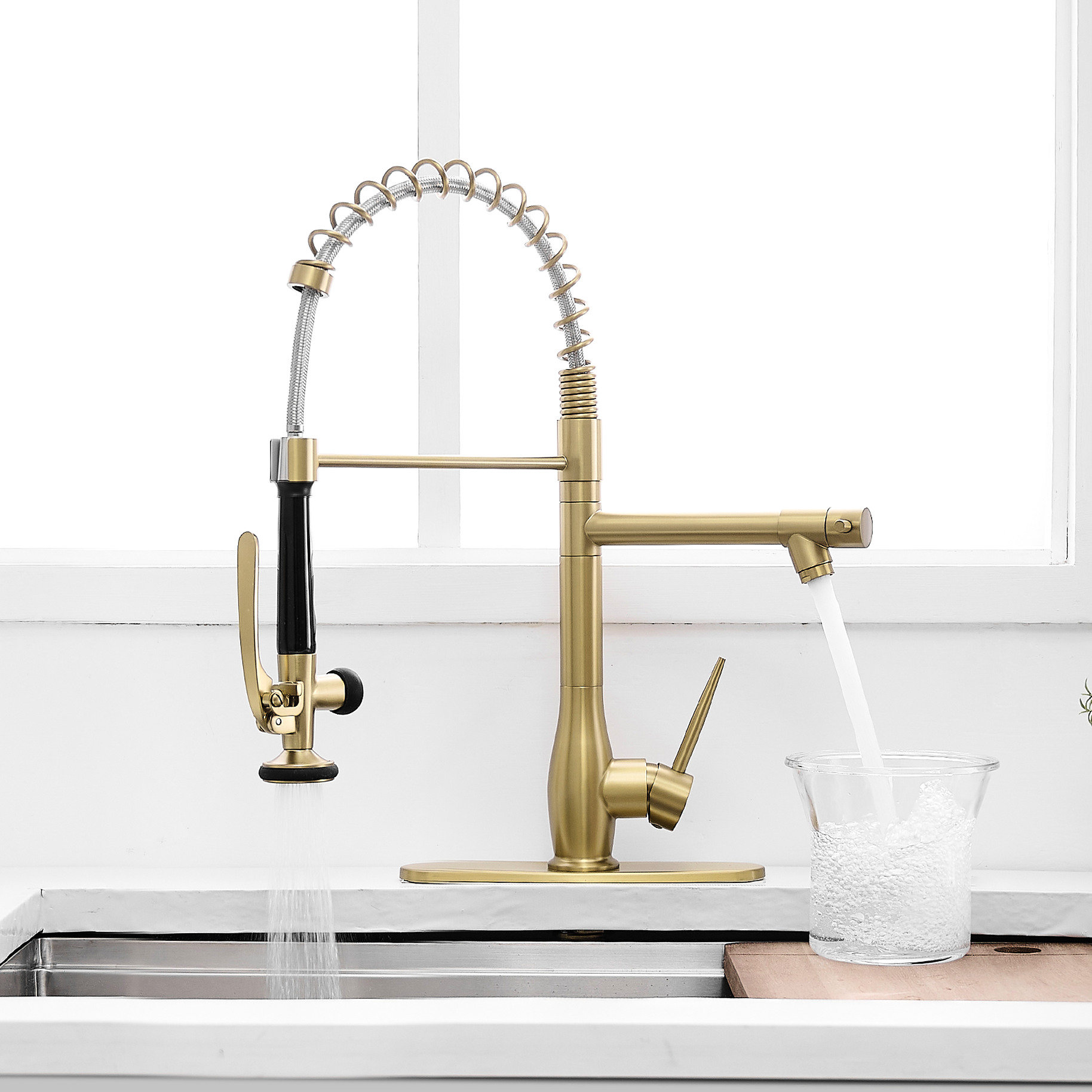 East Urban Home Commercial Single Handle Kitchen Faucet With Pull Down ...