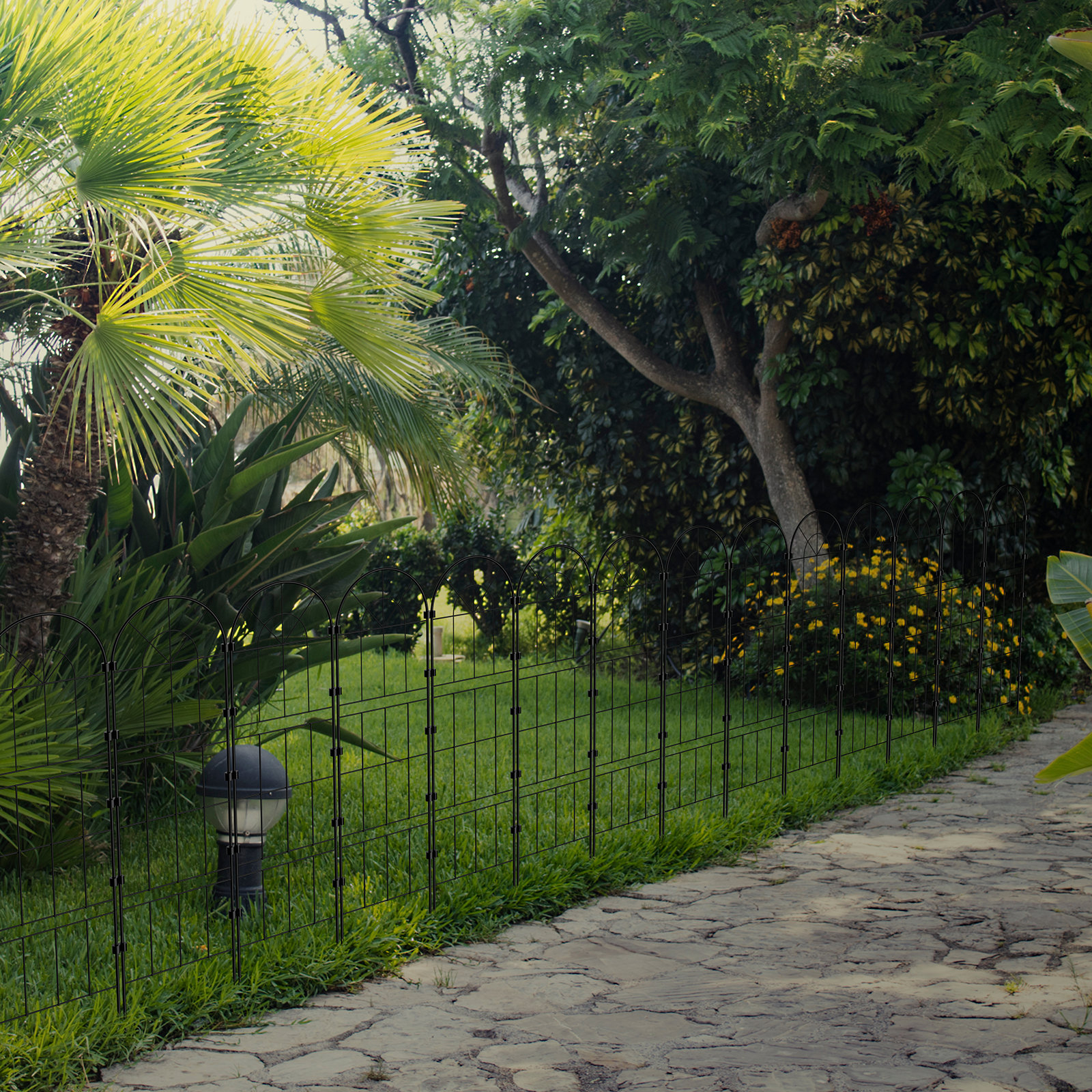 A Home Black Metal Garden Fence And Trellis Kit, Arched Top Landscape ...