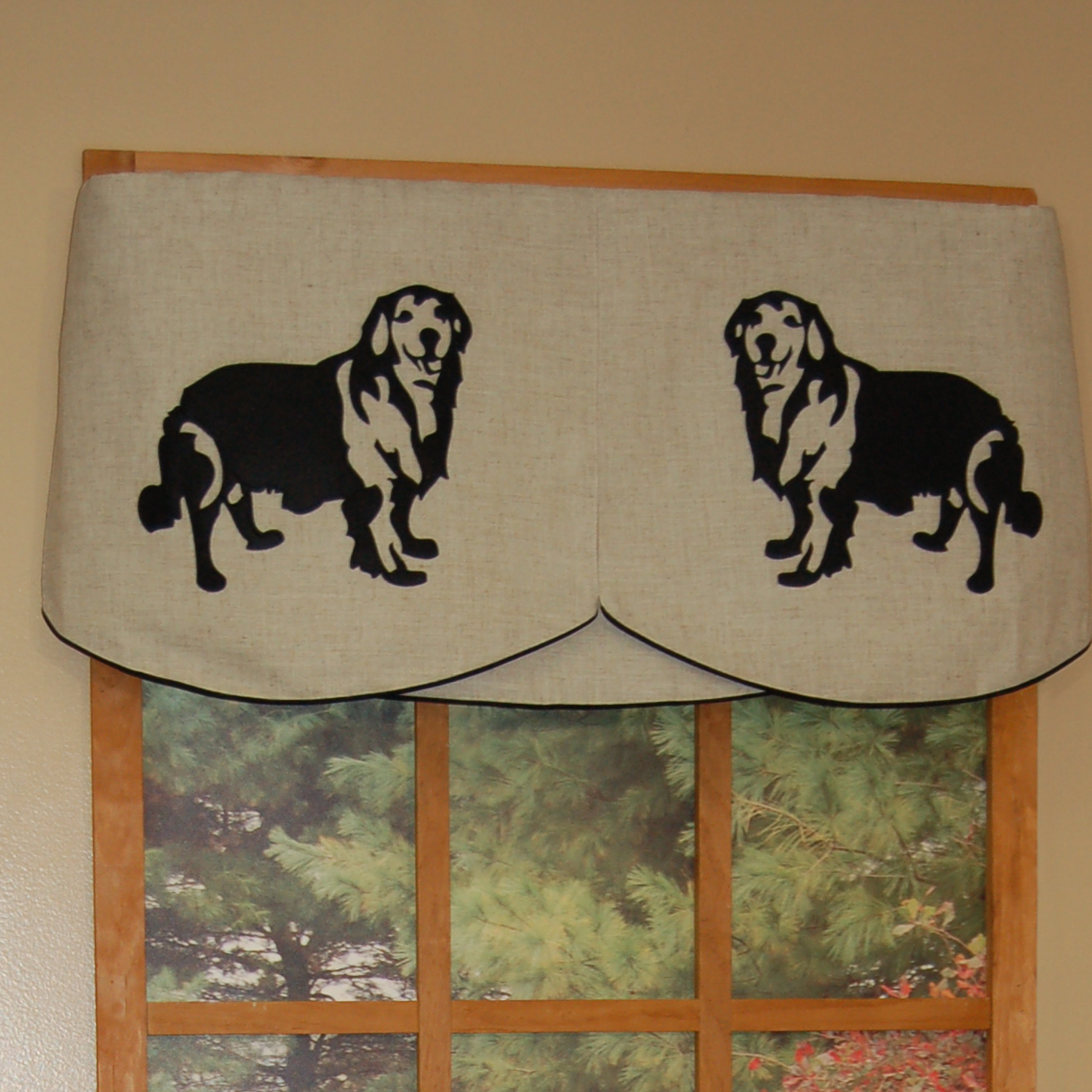 Tucker Murphy Pet™ Hershberger 3 Piece Retriever Dog Window Valance Set ...
