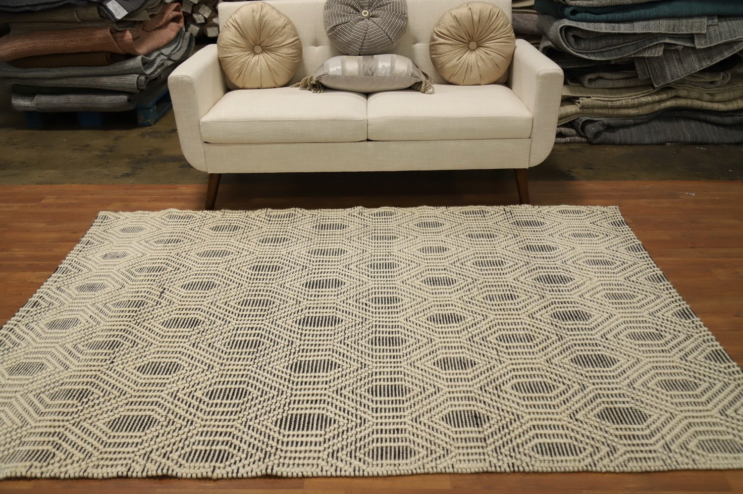 Dakota Fields Geometric Wool Modern Gotti Handmade Rug 5x7 - Wayfair Canada