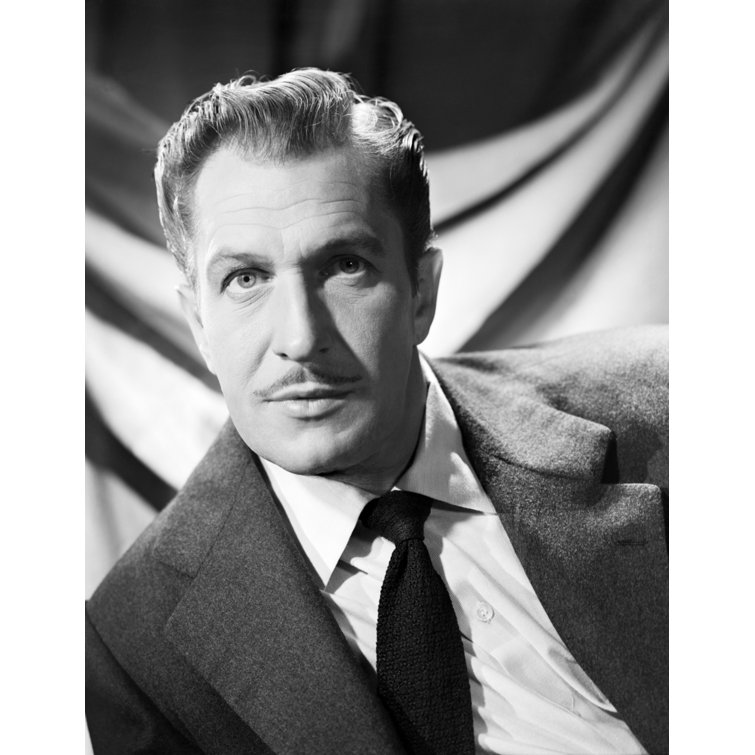 Globe Photos Entertainment Close-up Of Vincent Price On Paper Print ...