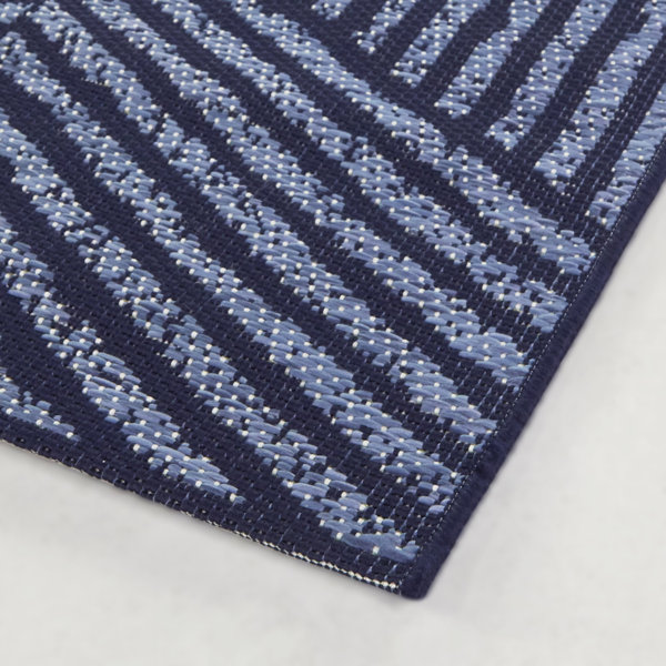 Latitude Run® Rectangle Rectangle 5'3" X 7' Indoor/Outdoor Area Rug ...