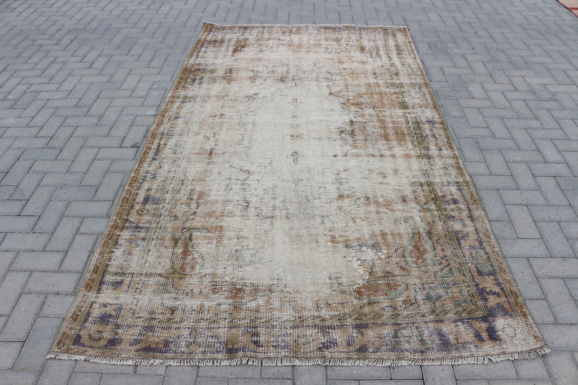Bloomsbury Market Large Vintage Turkish Rug Ideal For Outdoor Bedroom ...