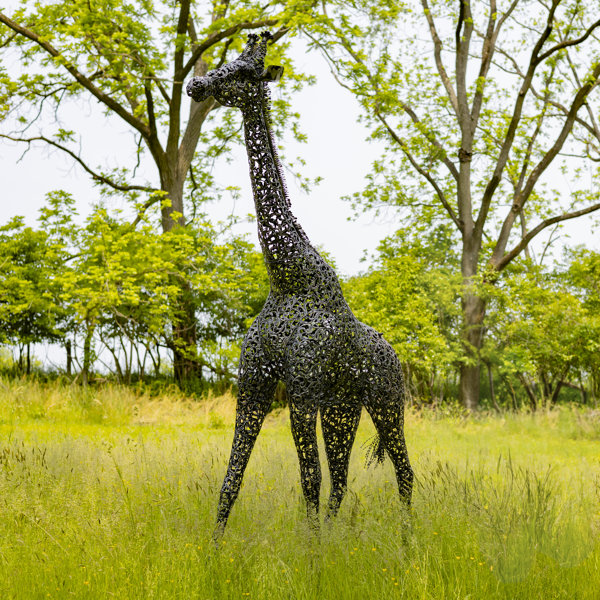 Bungalow Rose Meyeroff Giraffes Metal Garden Statue | Wayfair