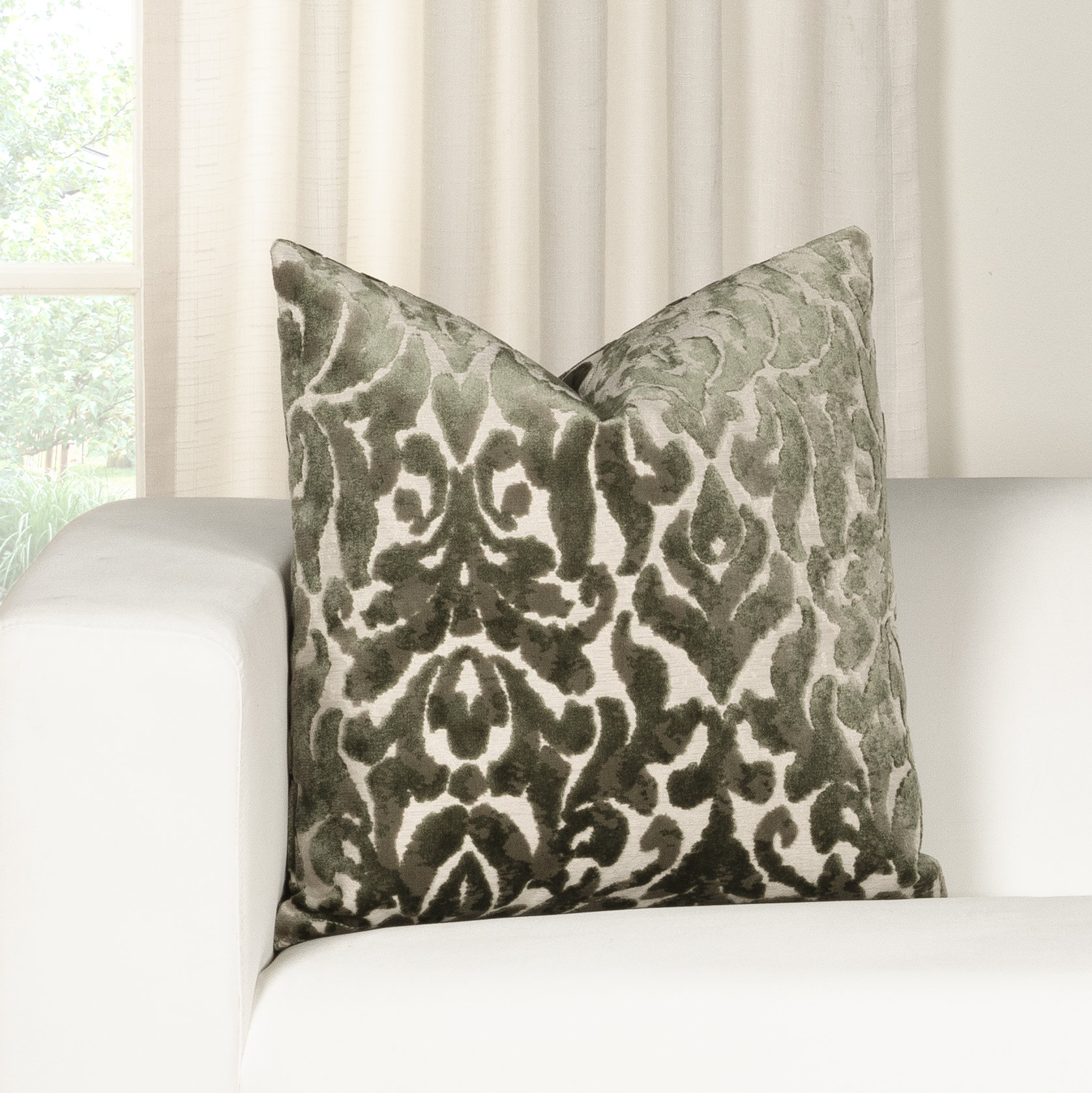 Siscovers Vintage Jade Cut Velvet Throw Pillow | Wayfair