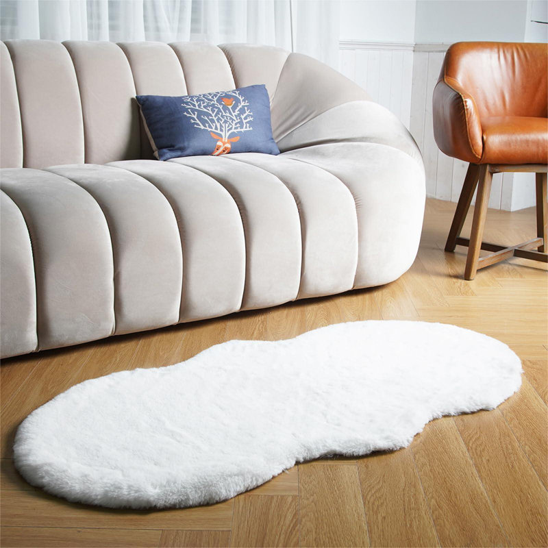 HERVEY White Faux Rabbit Fur Rug Luxury Soft Faux Fur Novelty Rug ...