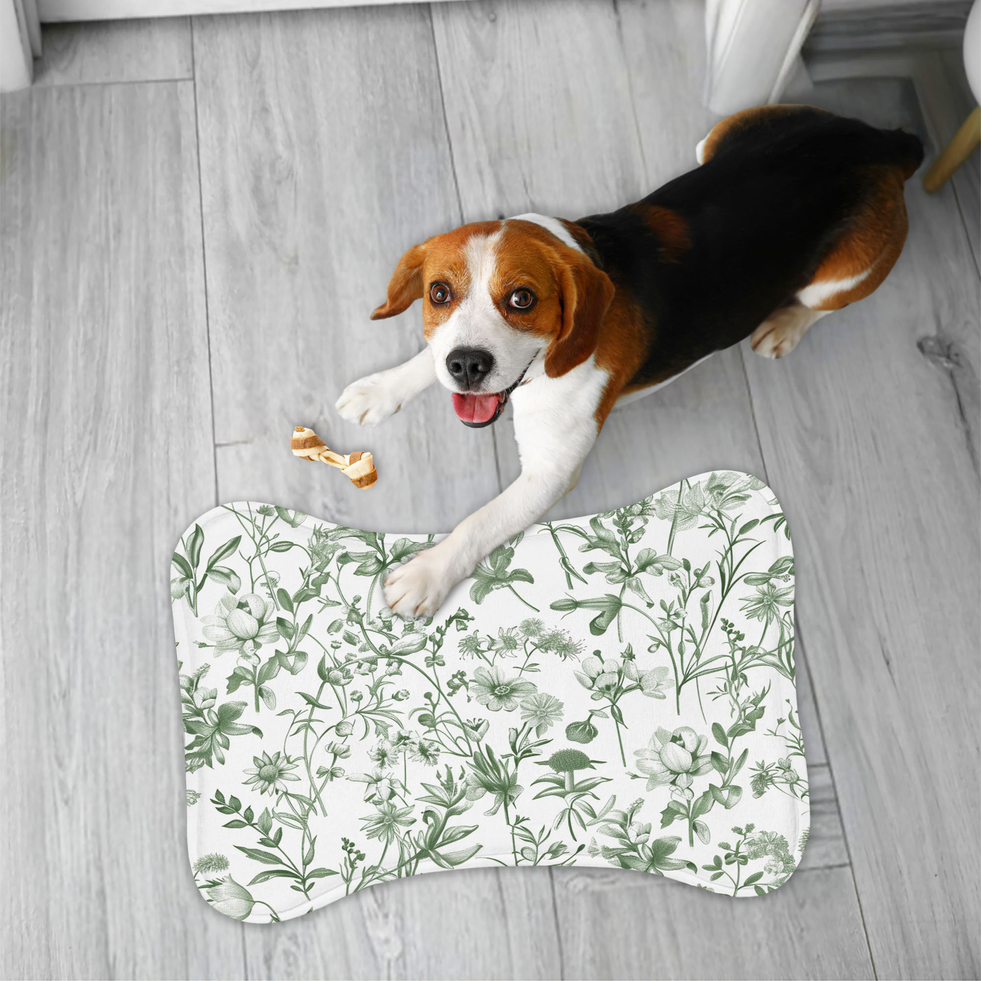 MentionedYou Celtic Flower Patterns - 1 Piece Bone Shape Feeding Mat ...