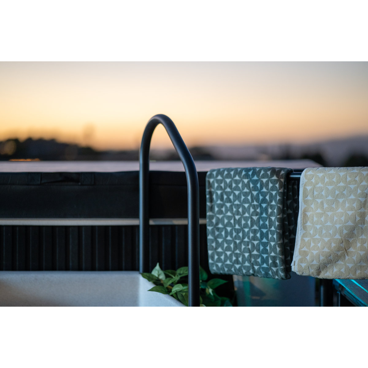 AquaRest Spas, powered by Jacuzzi® pumps Hot Tub Towel Bar & Reviews ...