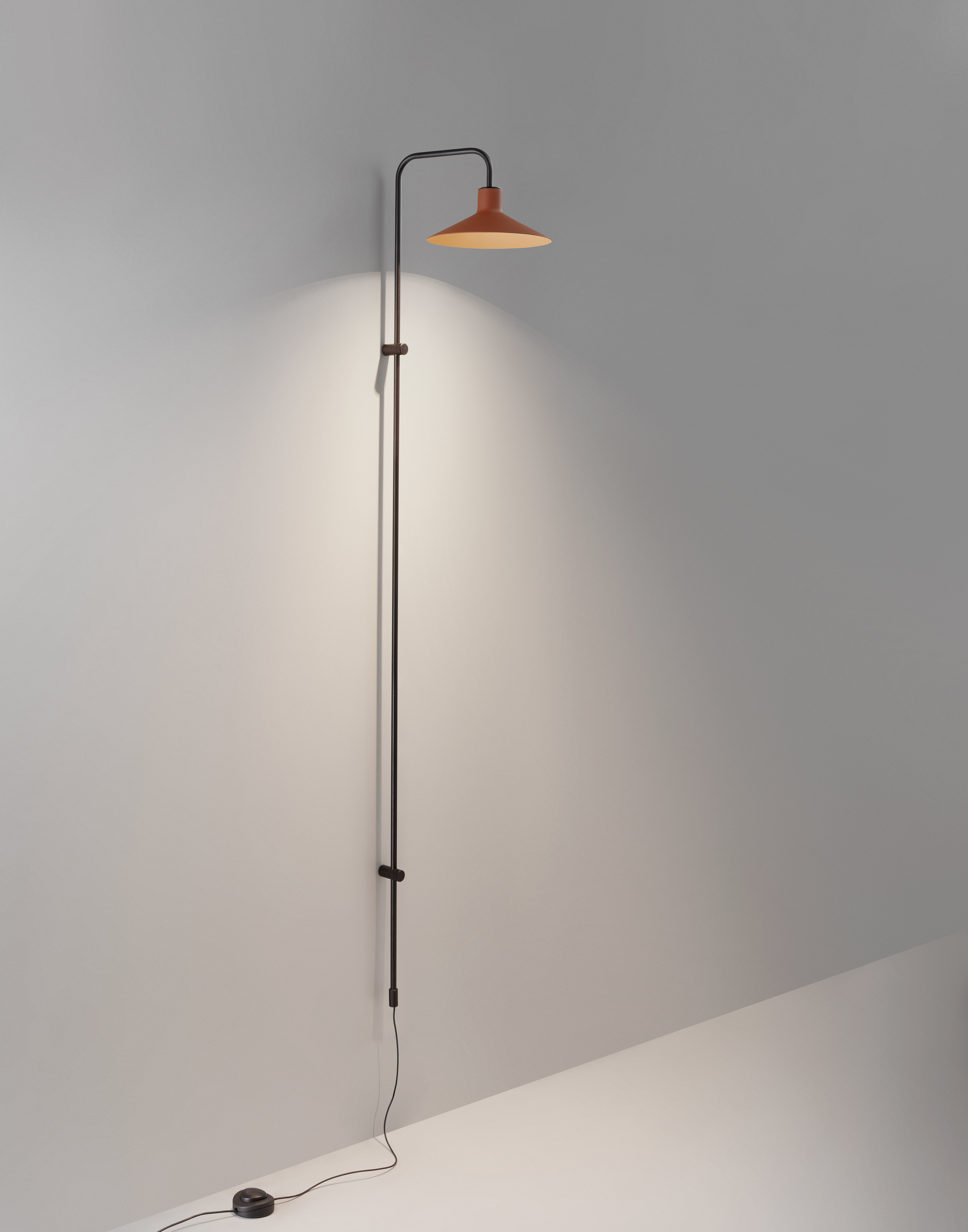 Bover Platet 1 - Light LED Dimmable Plug-in Ebony Black Wallchiere ...