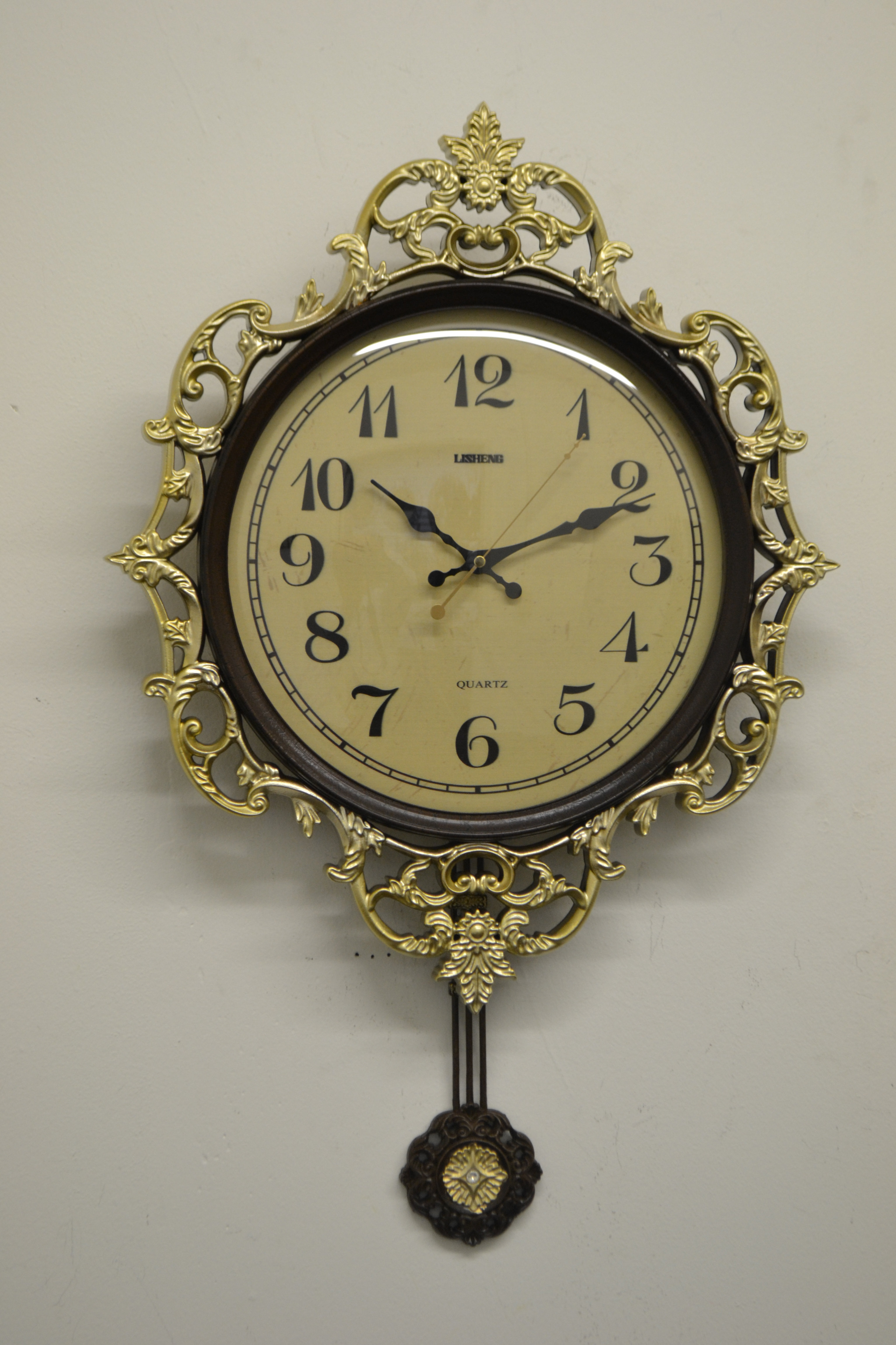 Three Star Im/Ex Inc. Vintage Style Wall Clock with Swinging Pendulum ...