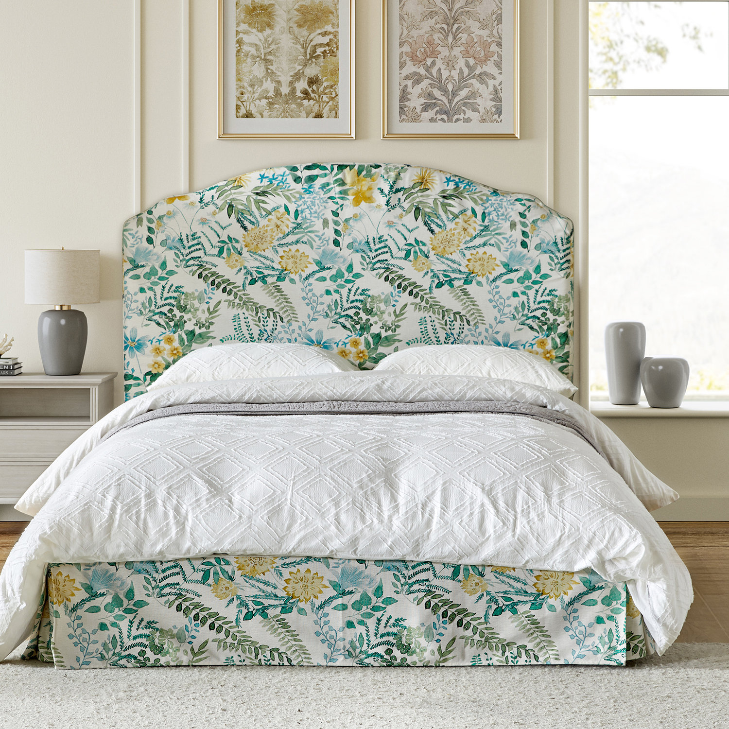 Laurel Foundry Modern Farmhouse® Clemens Upholstered Platform Bed With ...