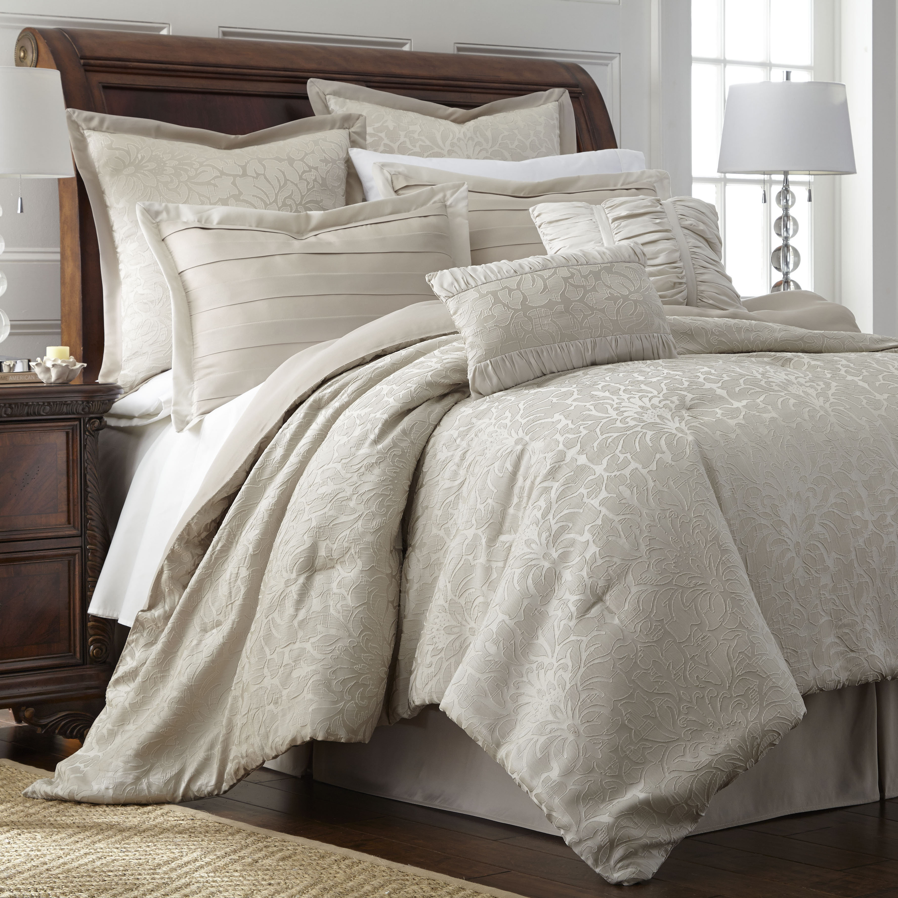 Amrapur Overseas Inc. Crème Microfiber Traditional Comforter Set ...