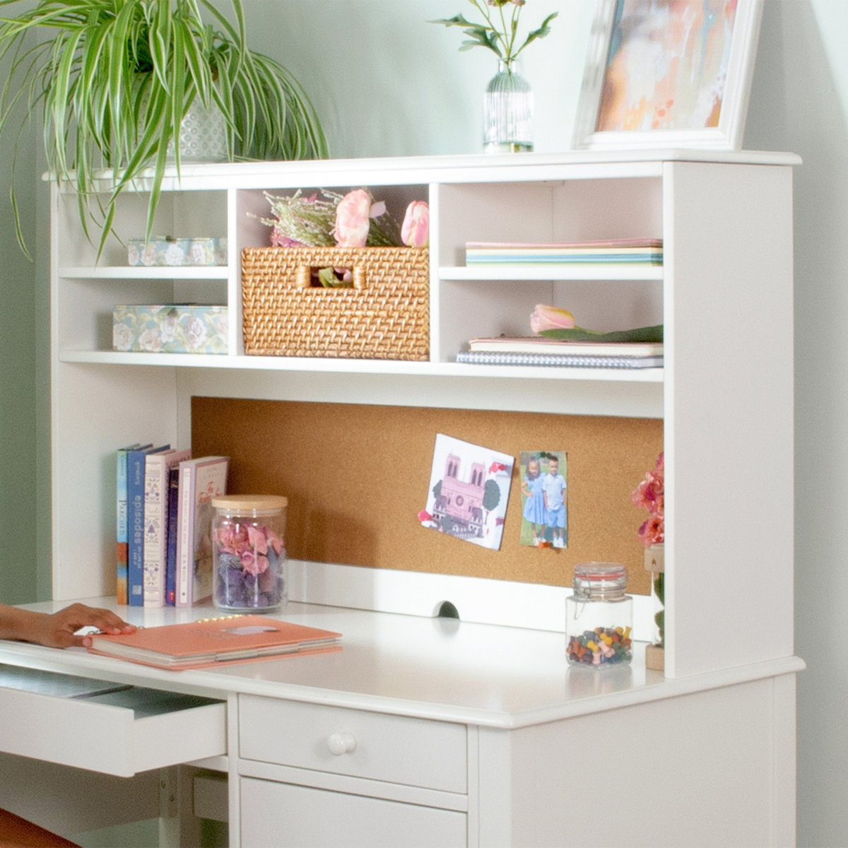 Guidecraft Madison Kids' Desk With Hutch And Chair - Children's Wooden ...