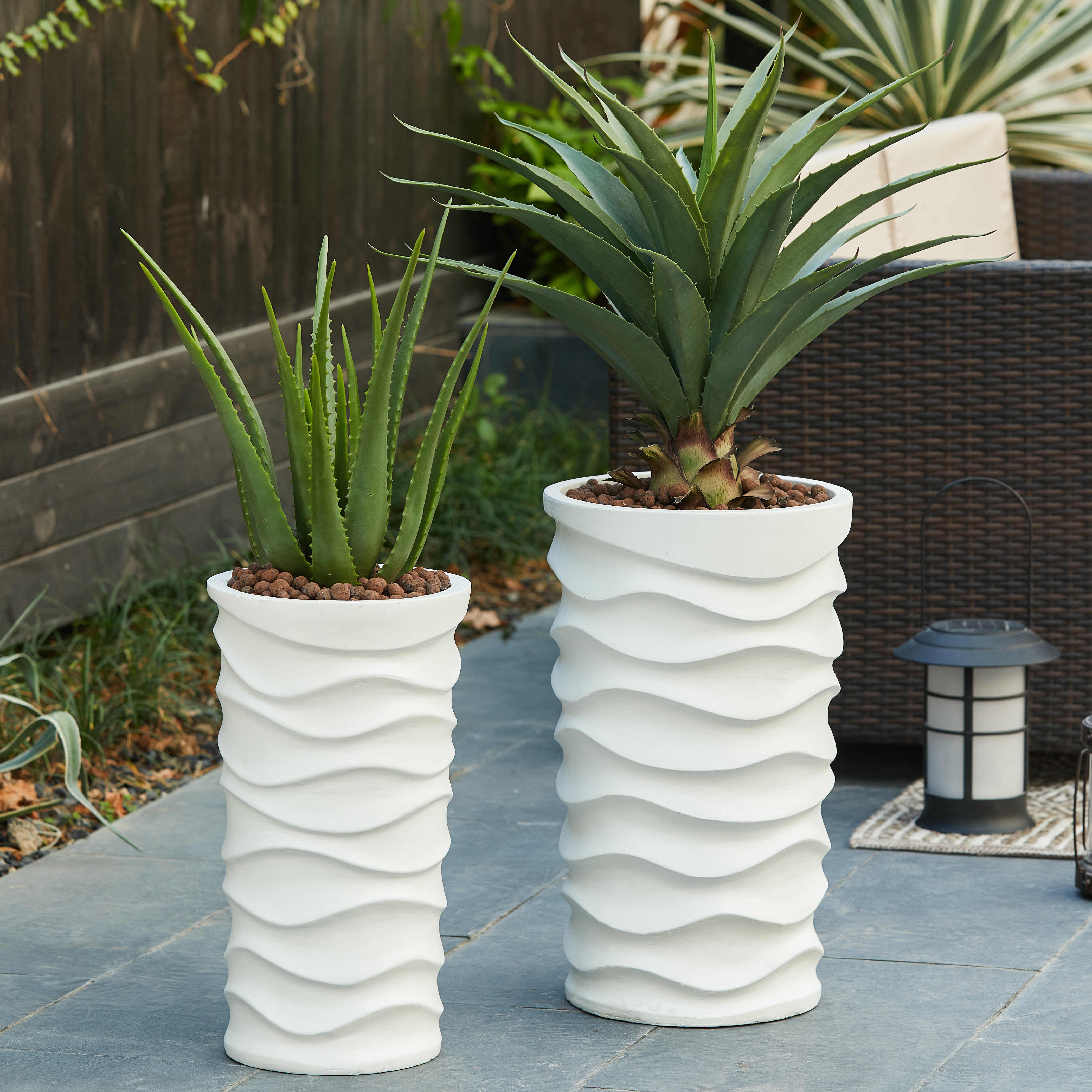 Orren Ellis Mesut 2-Piece White Wavy Handmade Pot Planter Set & Reviews ...