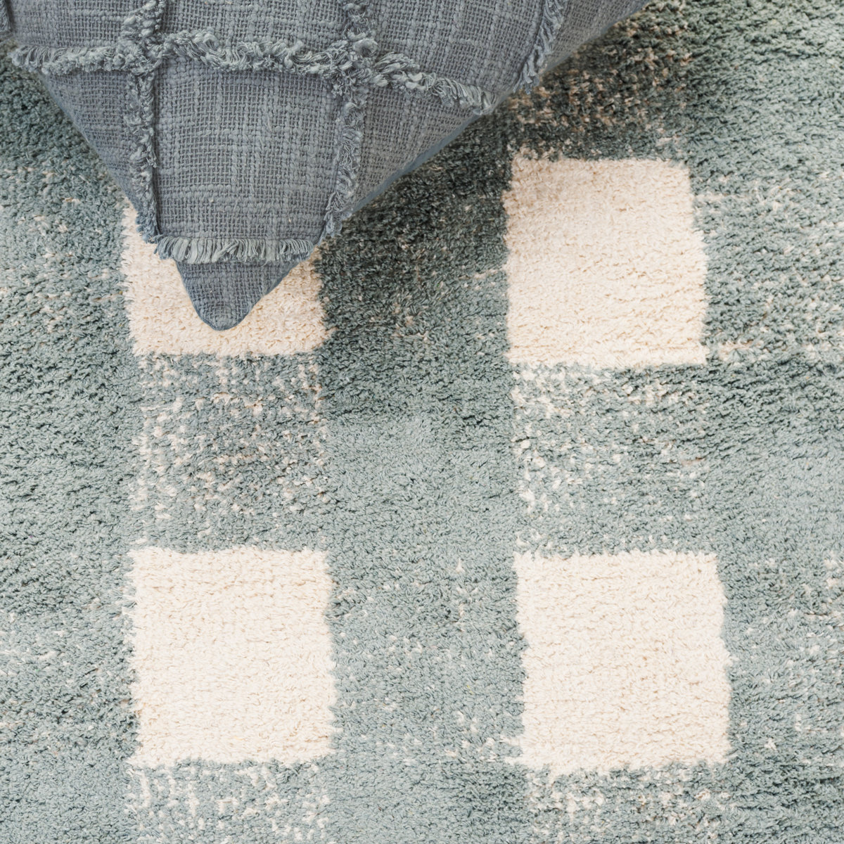 Gracie Oaks Kynlee Hand Woven Recyclyed Cotton Pile Machine Washable ...