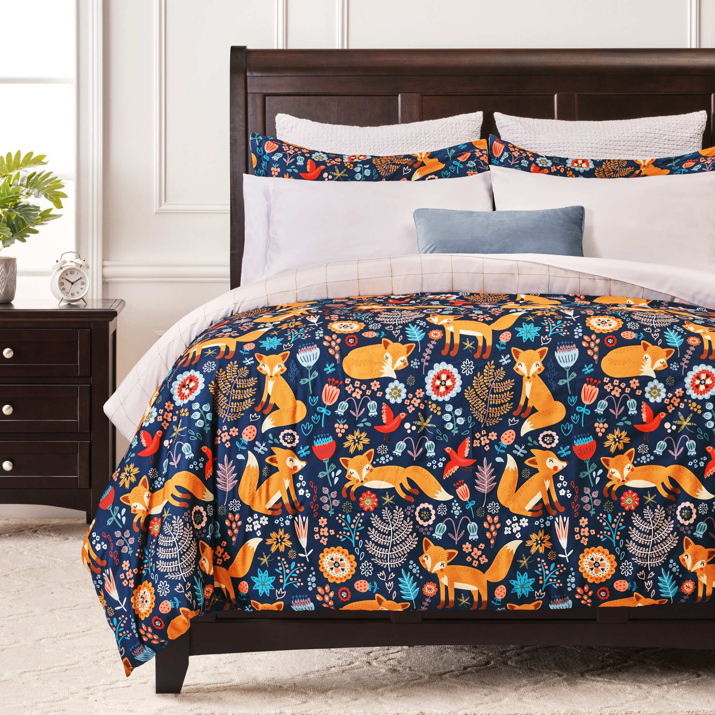 Chanasya Golden Fox Print Double Brushed Reversible Microfiber Duvet ...