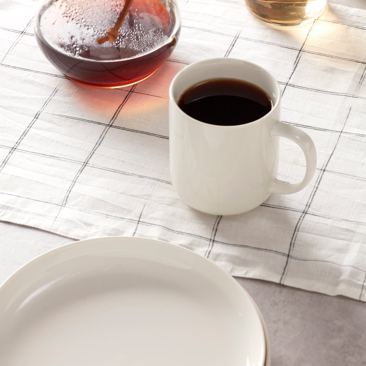 Oneida Entertain 365 24 Seven White Mugs & Reviews | Wayfair