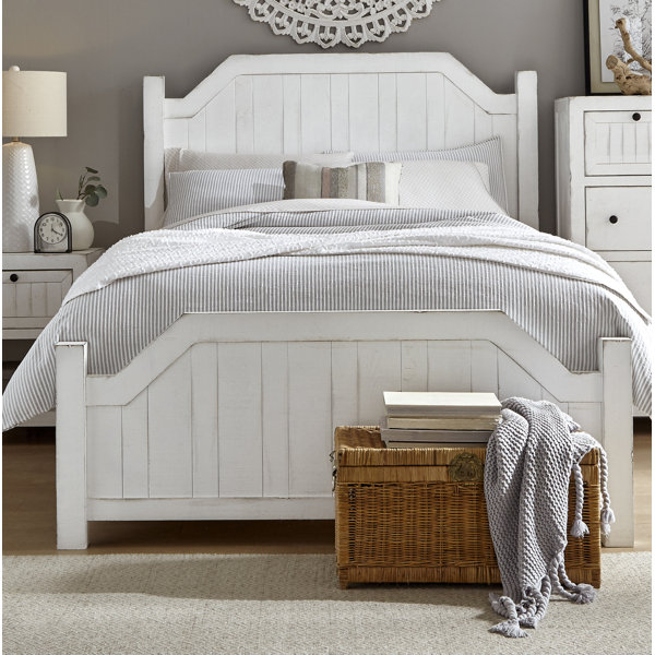 Beachcrest Home Fazio Solid Wood Bed & Reviews - Wayfair Canada
